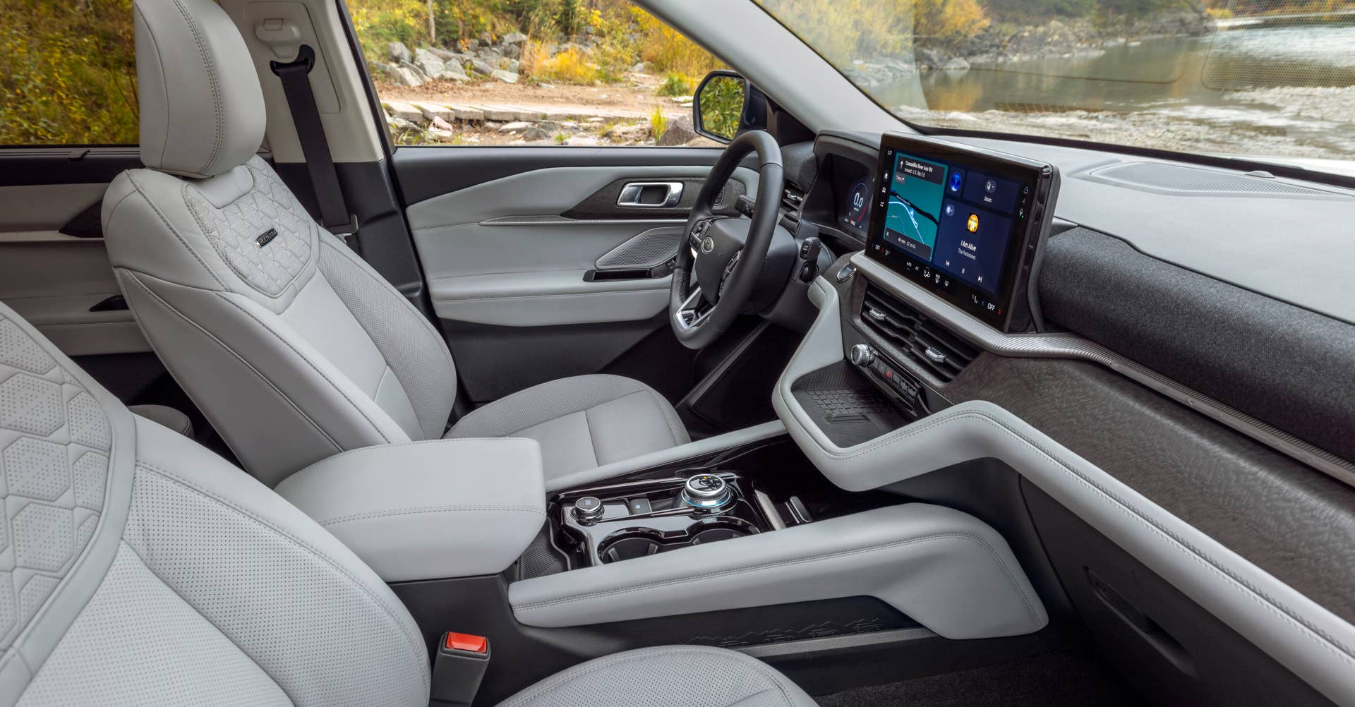 2026 Ford Explorer Review, Specs, Pricing, and Warranty - Autoblog