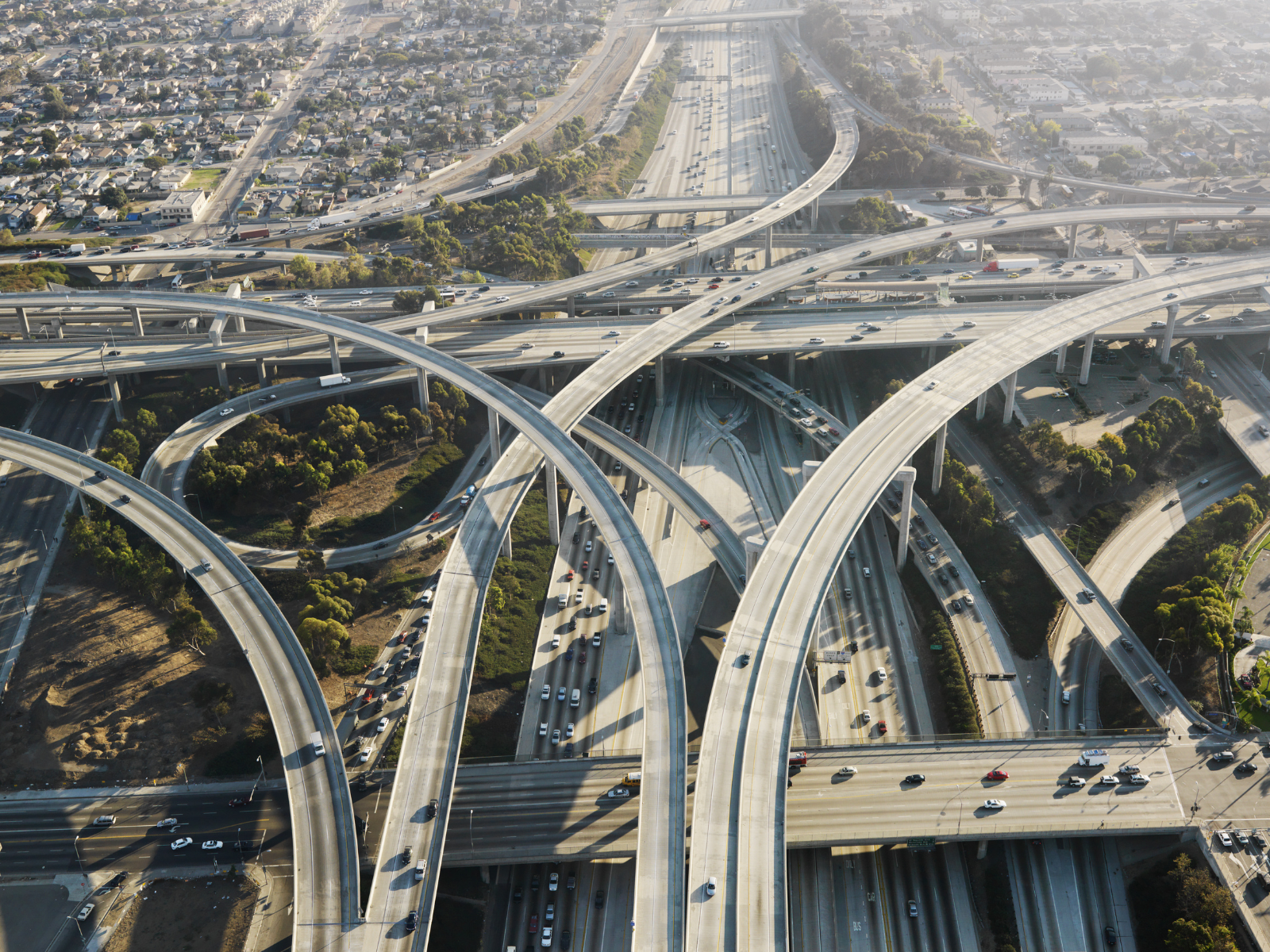 California Studies 140-MPH Driverless Buses For Three-Hour SF-To-LA ...