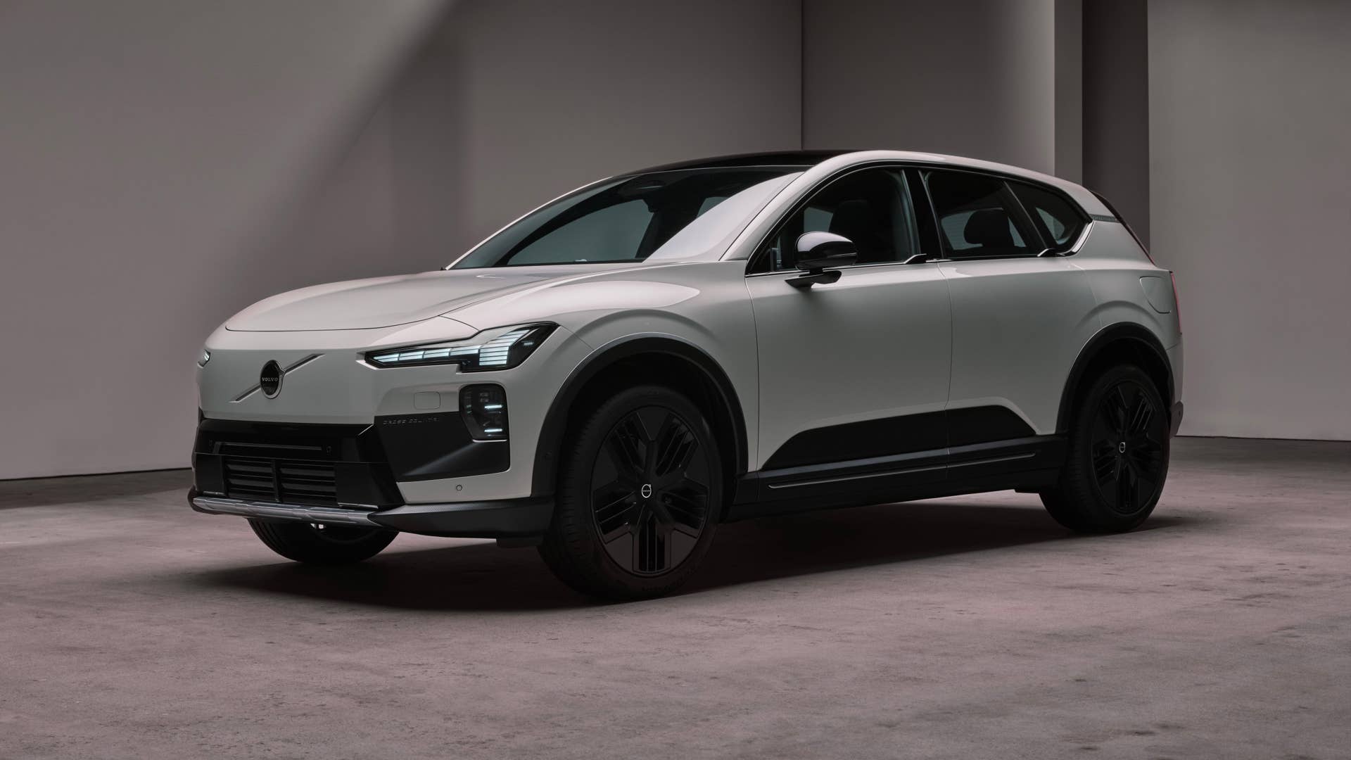 Volvo Gets U.S. Approval To Keep Selling Connected Cars Despite China ...