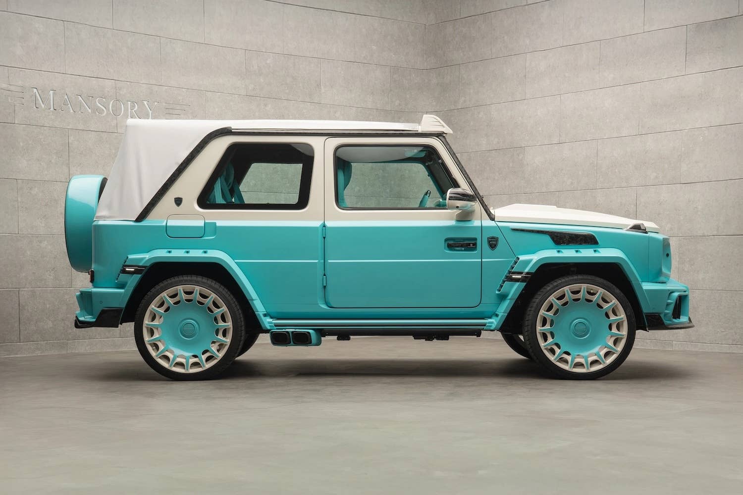 Mansory Azura Beats Mercedes To An 820-HP G-Class Cabrio - Autoblog