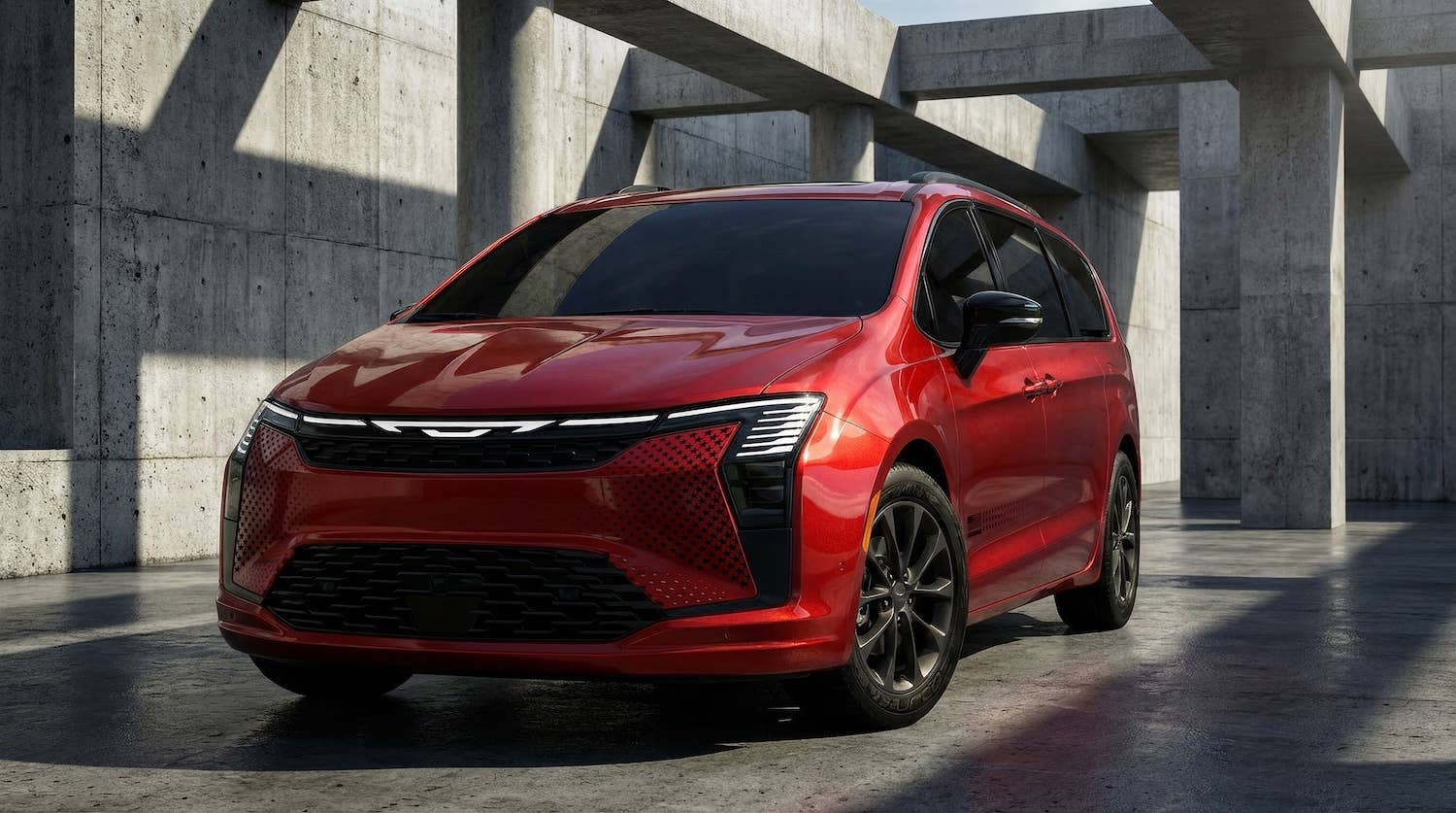 Chrysler Pacifica Joins America’s 250th Anniversary Celebrations with ...