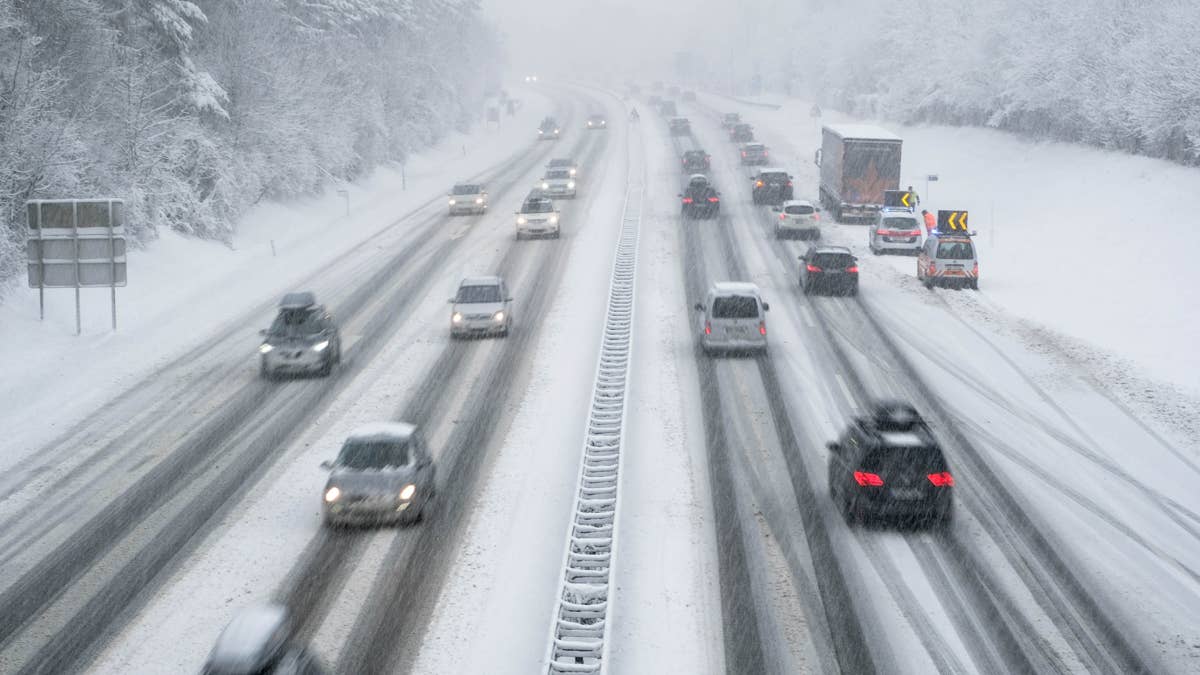 Winter Storm Warning: 13 Inches of Snow with 90 MPH Winds Doesn't Quit ...