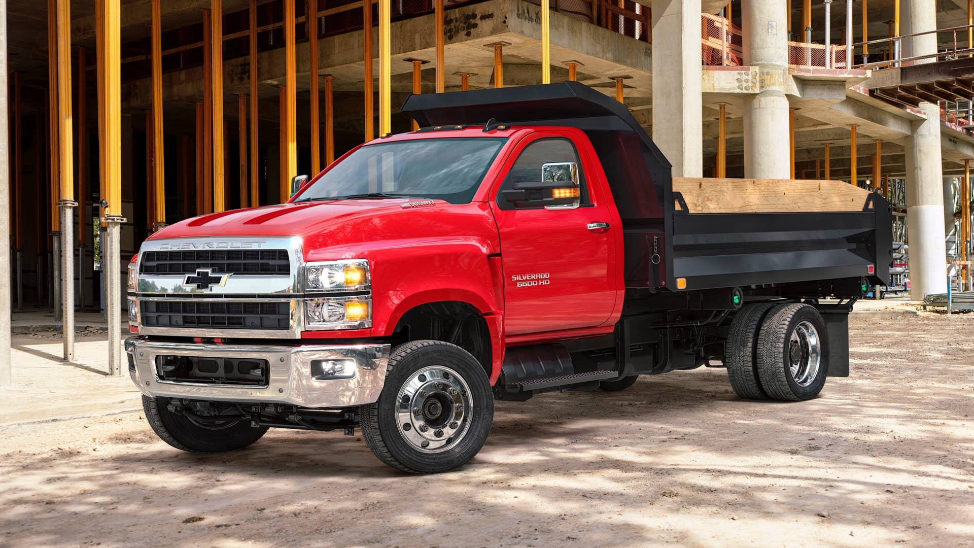 Chevrolet Walks Away From Its Biggest Silverado Trucks As Sales Slide ...