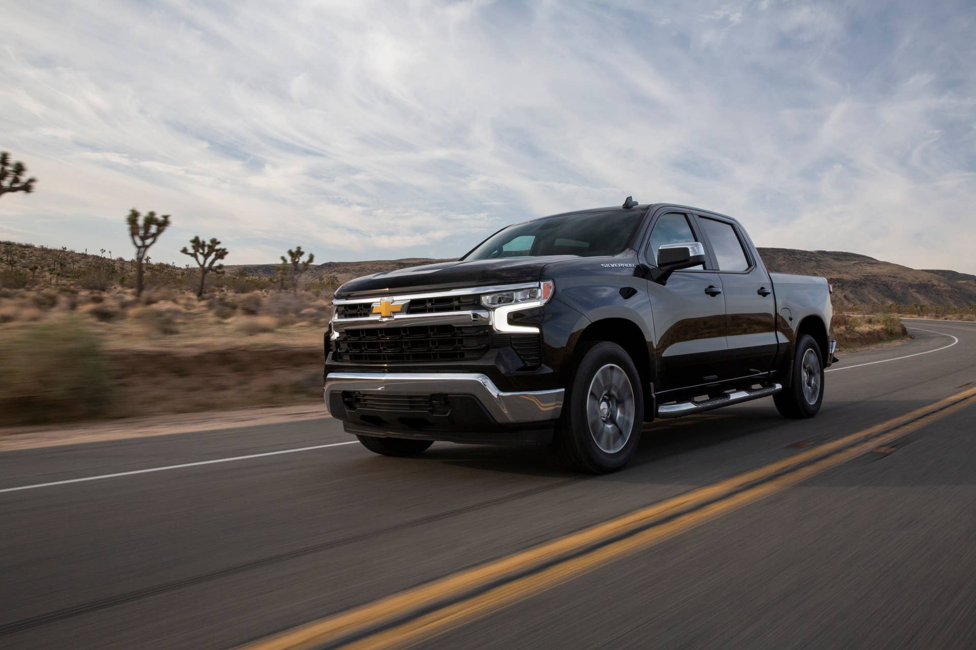 2026 Chevrolet Silverado 1500 Review, Specs, Pricing, and Warranty ...