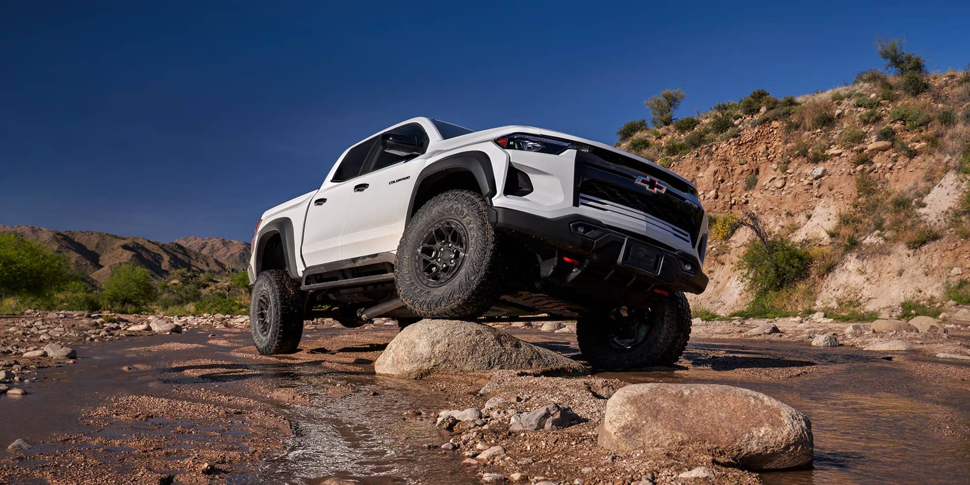 2025 Chevrolet Colorado Review, Specs, Pricing, and Warranty - Autoblog