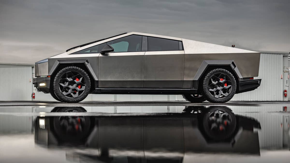 Tesla Cybertruck Buyers Who Paid $150,000 Face A Brutal Price Collapse ...