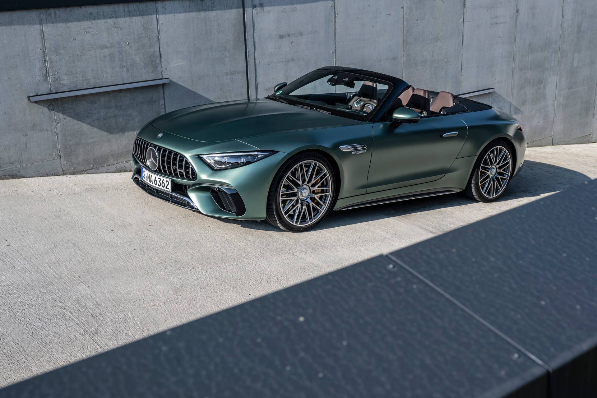2025 Mercedes-AMG SL-Class Review, Specs, Pricing, and Warranty - Autoblog