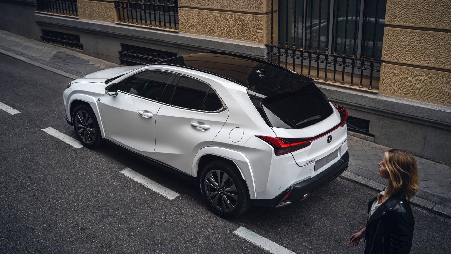 2025 Lexus UX 300h Review, Specs, Pricing, and Warranty - Autoblog