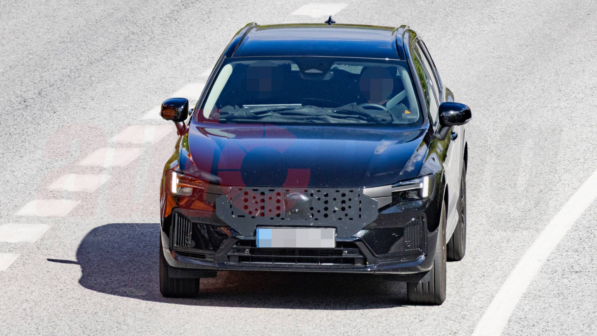 Volvo XC60 Hybrid Spied With 124-Mile EV Range To Challenge BMW X3 ...