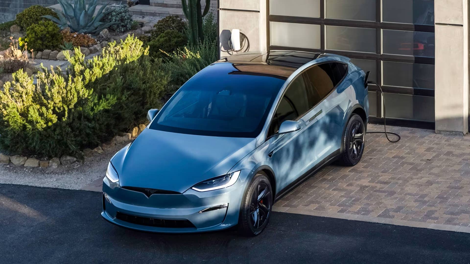 2026 Tesla Model X Review, Specs, Pricing, and Warranty - Autoblog