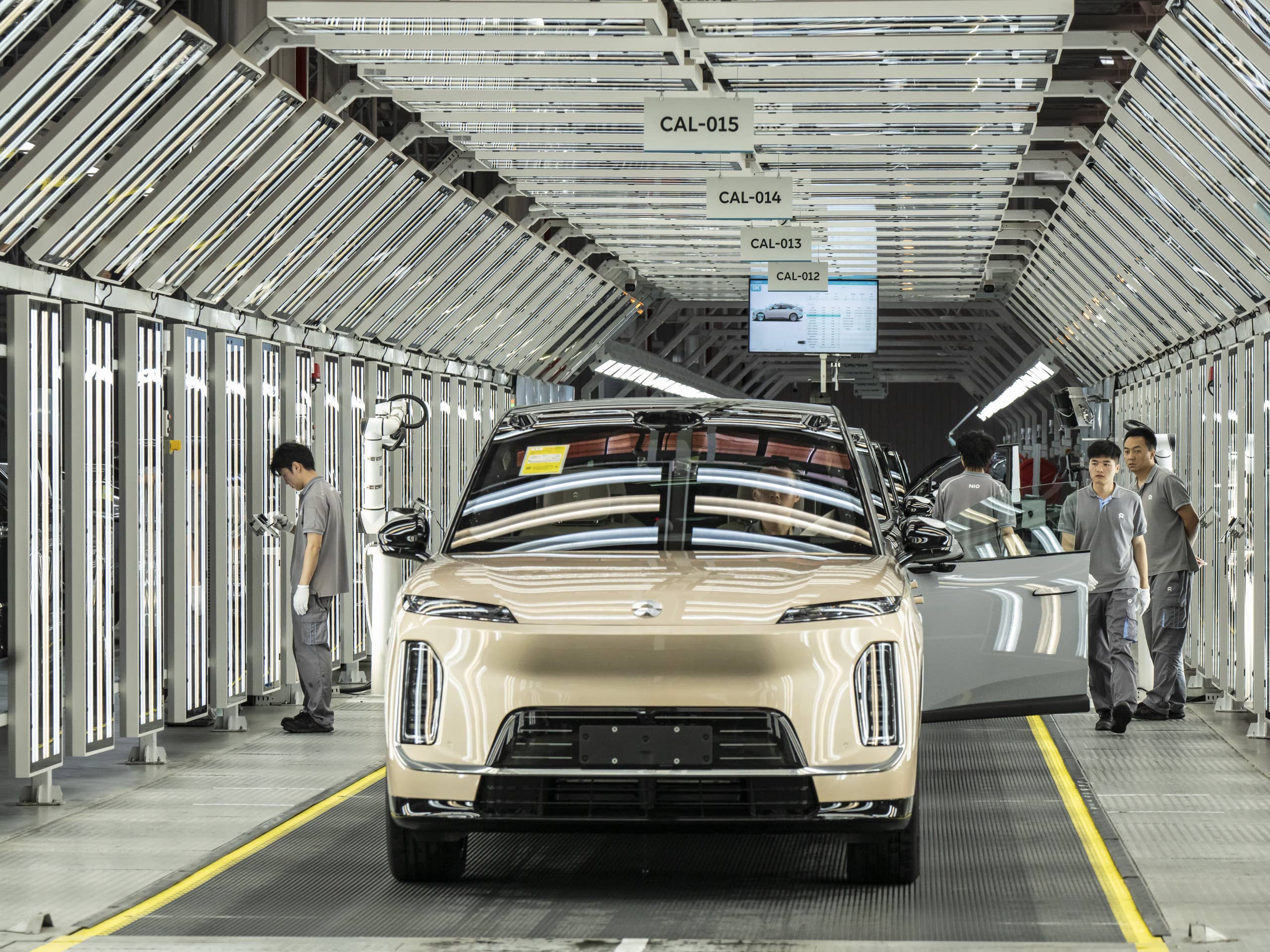 Electric Cars: News, Reviews, & Innovations - Autoblog