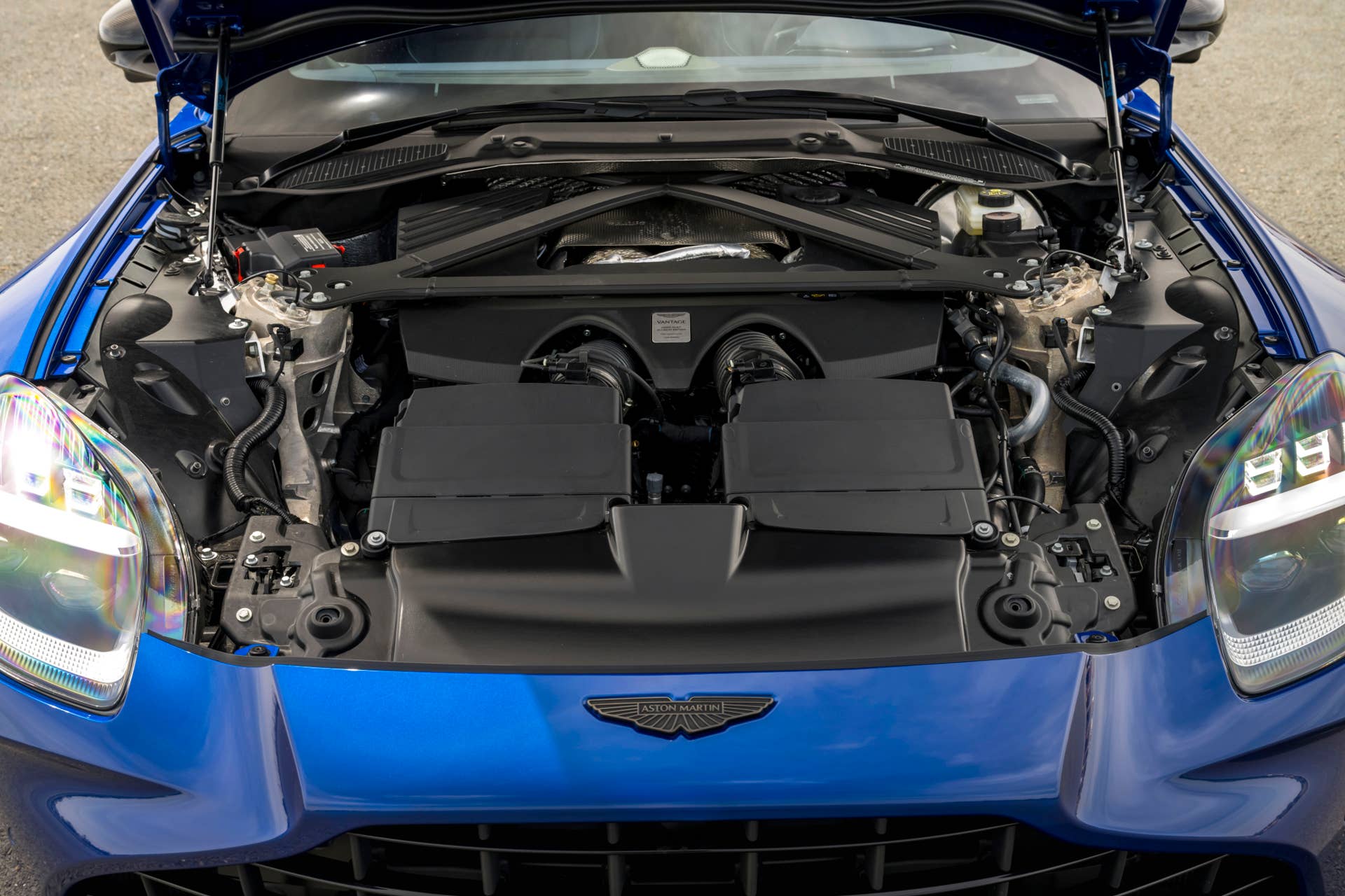 2026 Aston Martin Vantage Review, Specs, Pricing, and Warranty - Autoblog