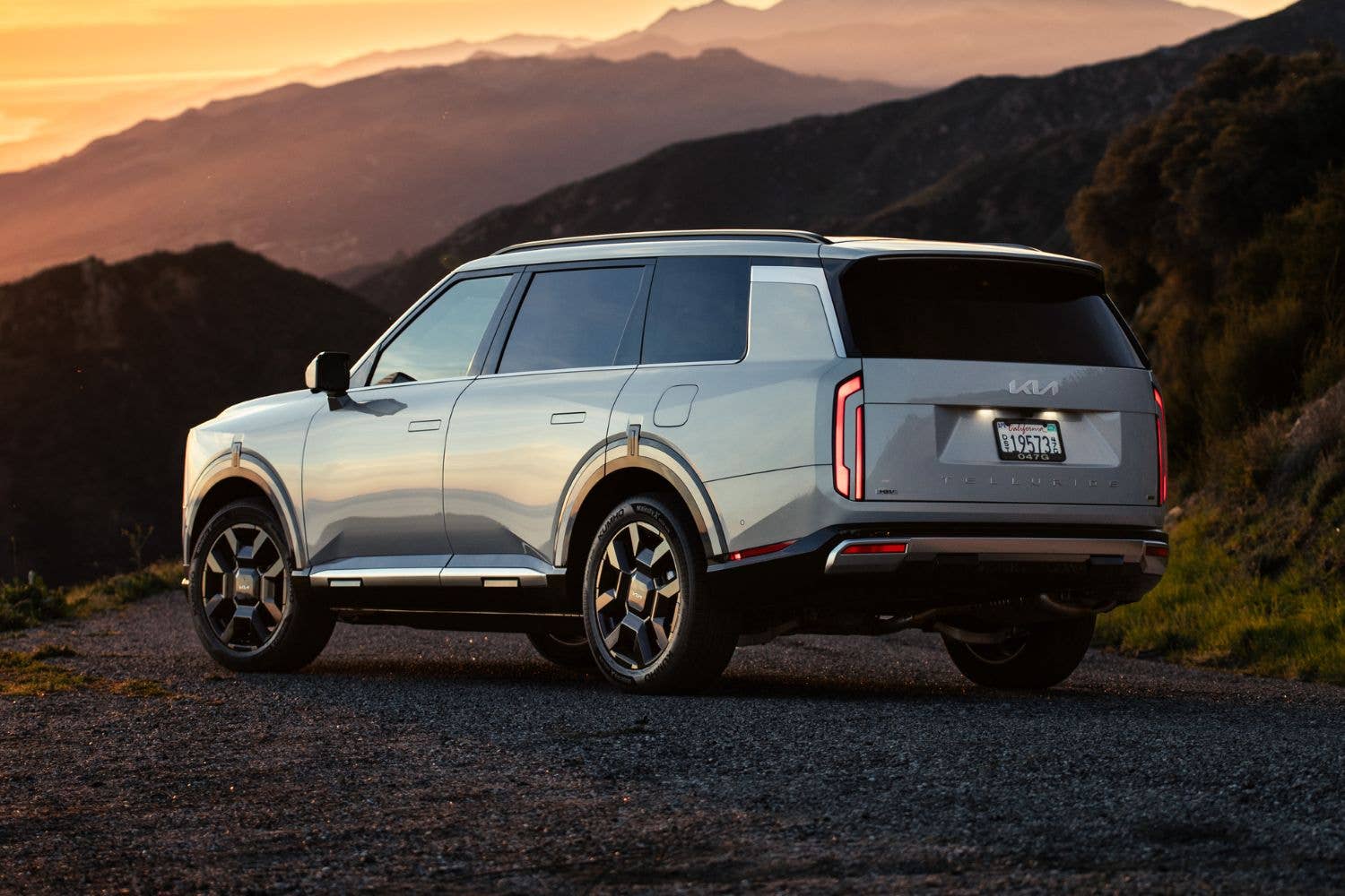 There's No Shortage of Kia Telluride Lease Deals this May - Autoblog