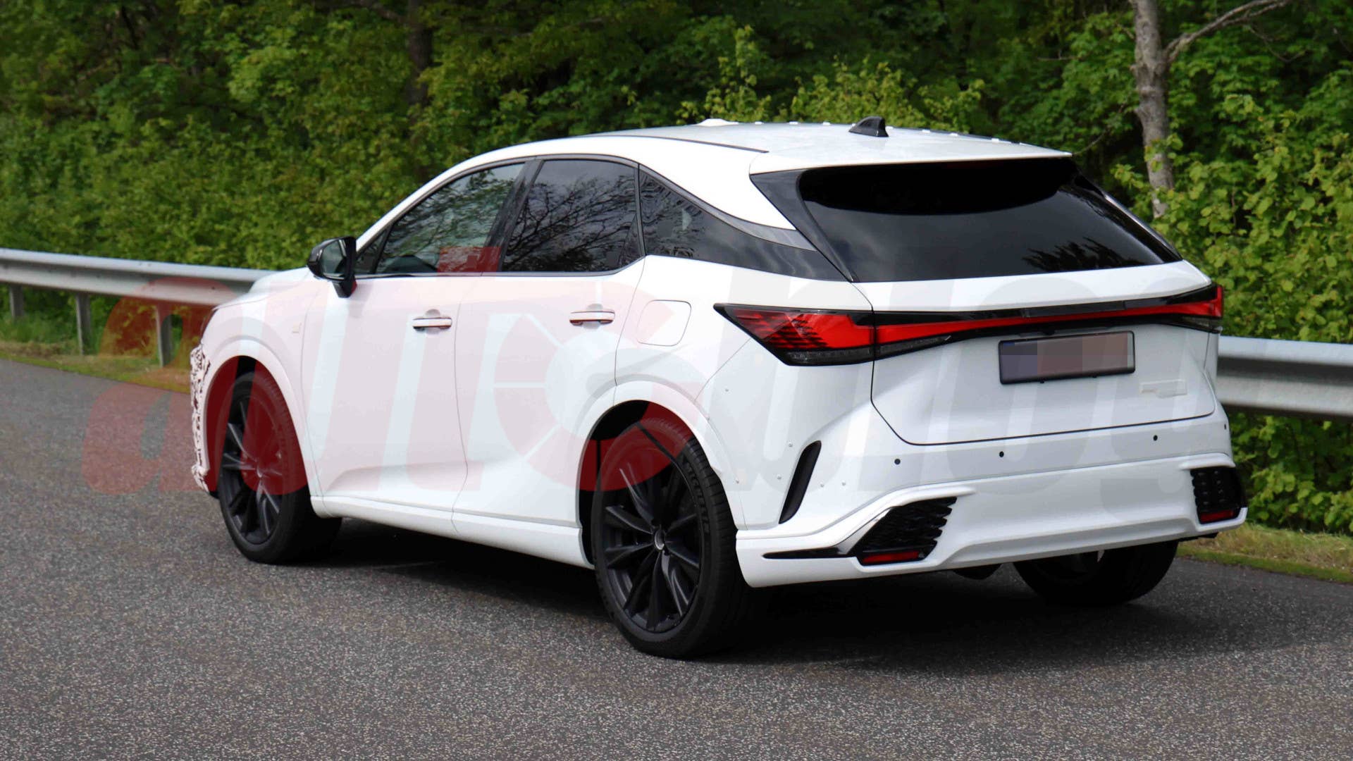Lexus’ Best-Selling SUV Is Getting More Than A Simple Facelift - Autoblog