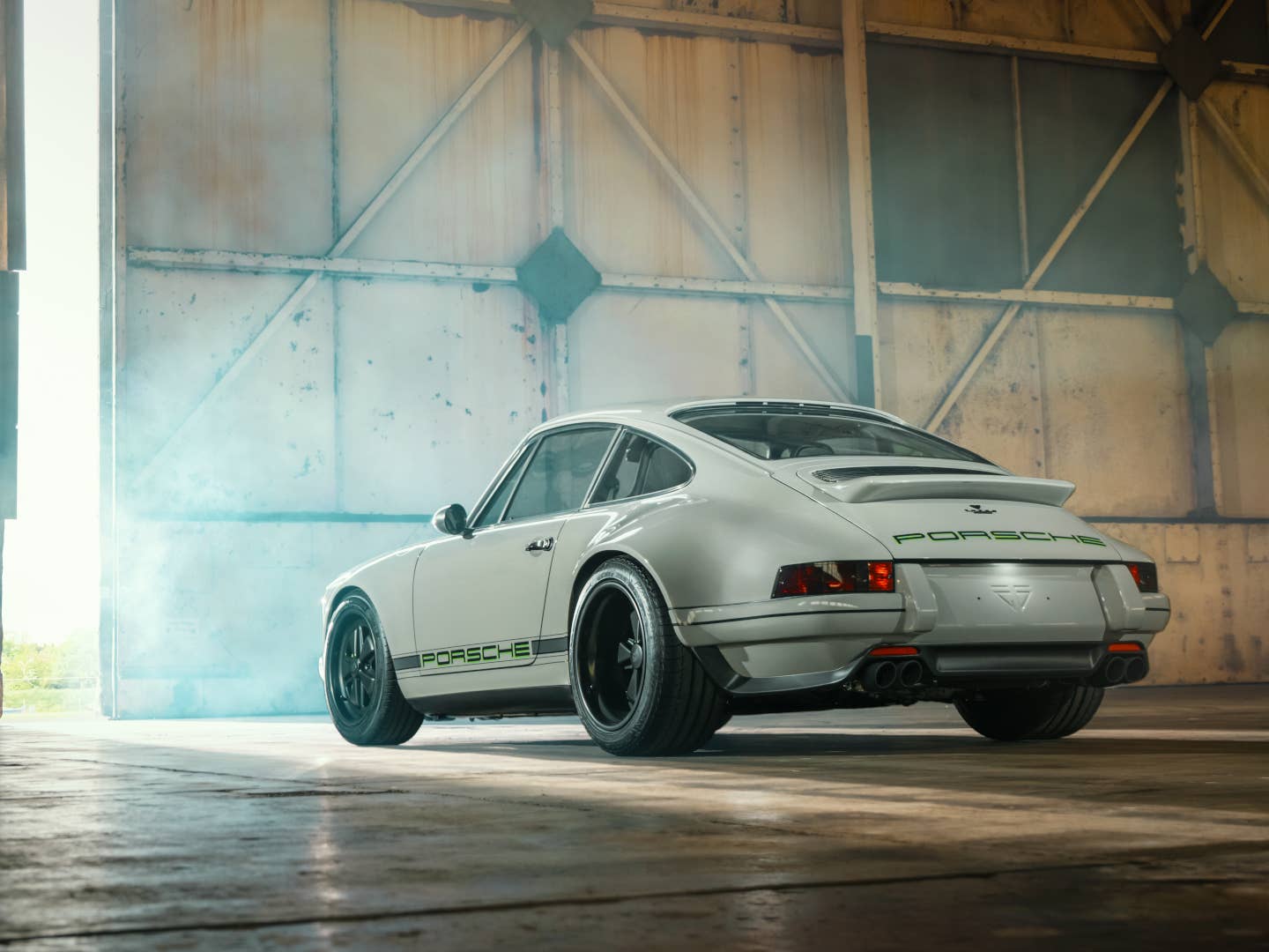 Theon Design's Elegant New 911 Restomod Makes a Modern GT3 Look ...