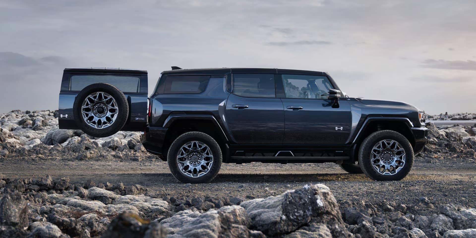 2026 GMC Hummer EV SUV Review, Specs, Pricing, and Warranty - Autoblog