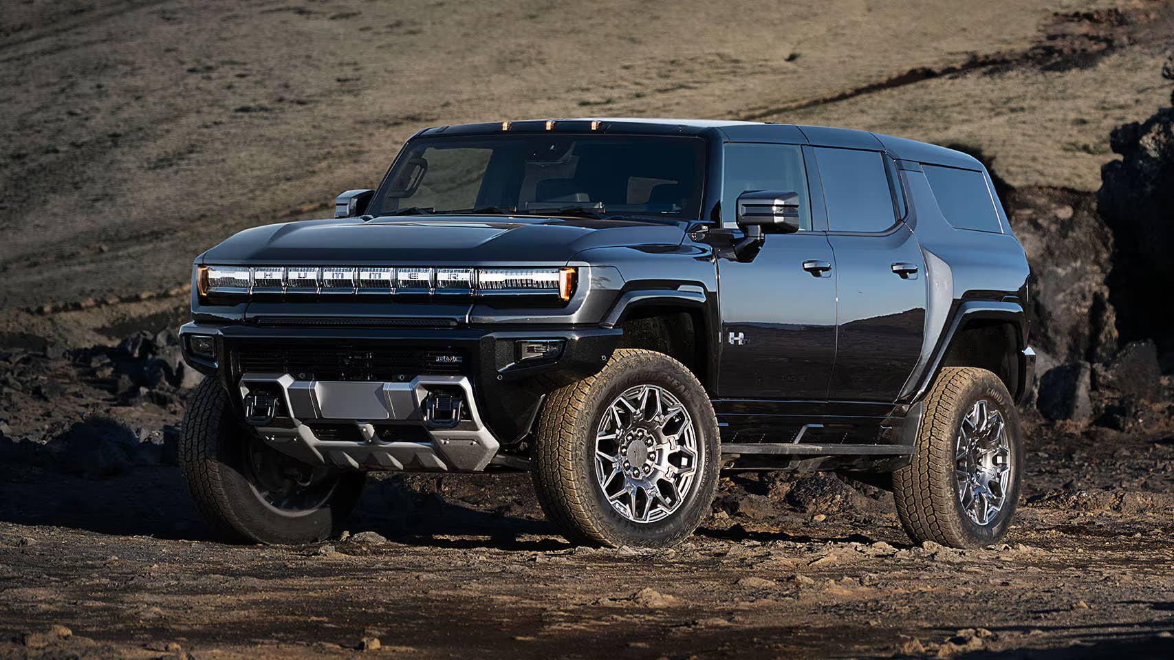 2026 GMC Hummer EV SUV Review, Specs, Pricing, and Warranty - Autoblog