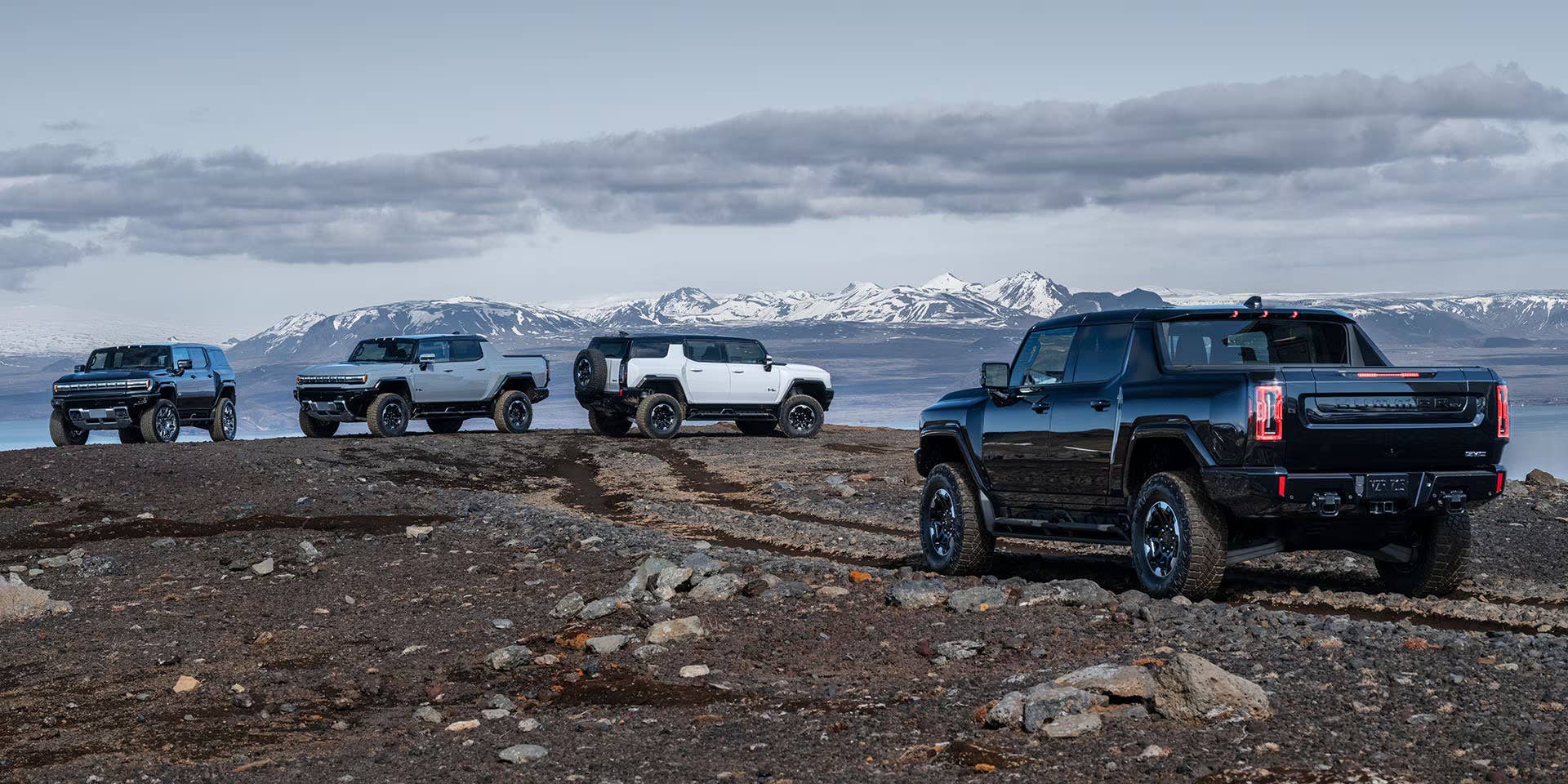 2025 GMC Hummer EV Pickup Truck Review, Specs, Pricing, and Warranty ...
