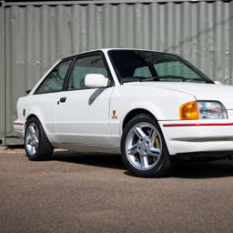 Ford Escort XR3i Restomod Turns An ’80s Hot Hatch Into The Car Fans ...