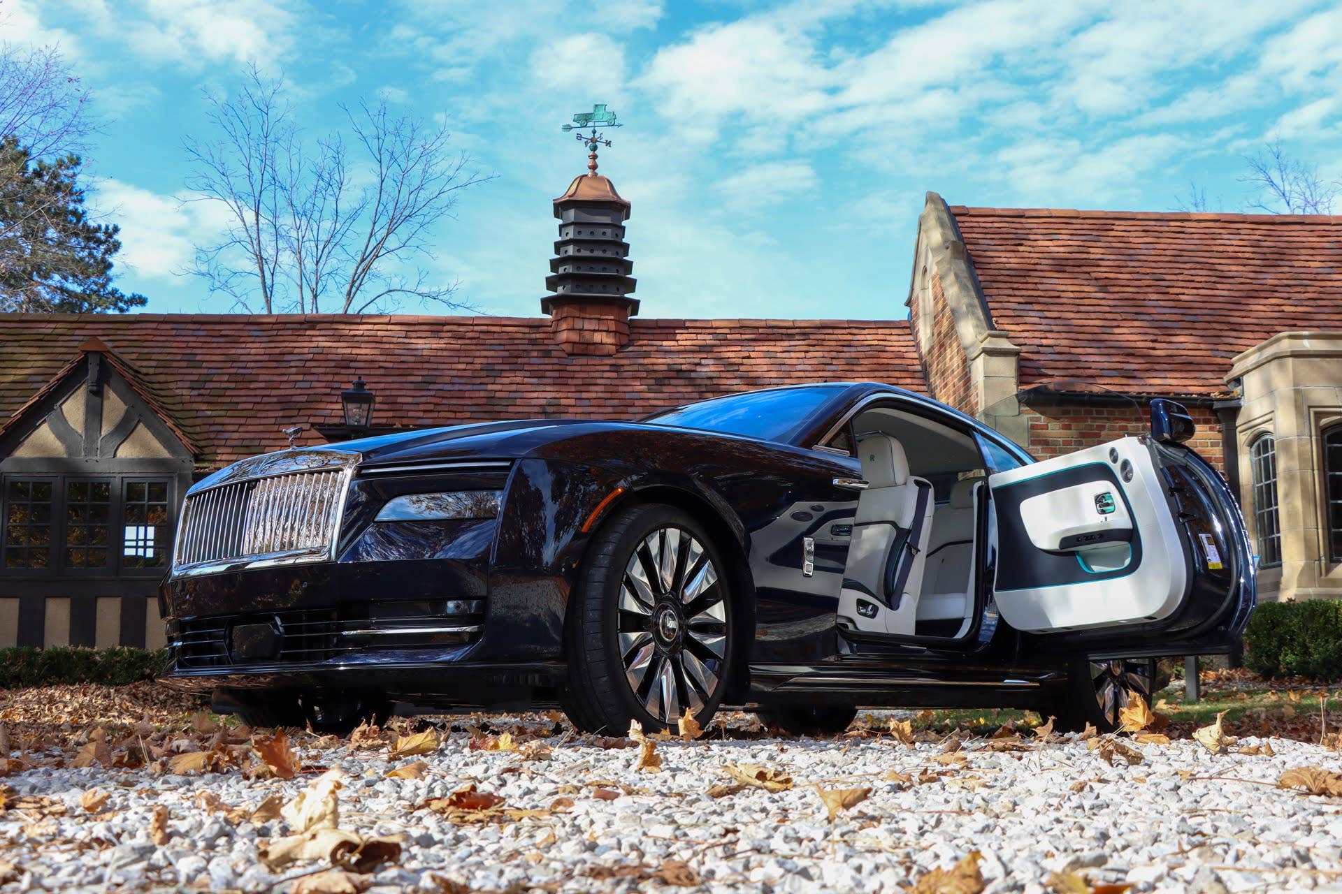 Rolls-Royce Just Gave Its Flagship Electric Coupe, Spectre Series II a ...