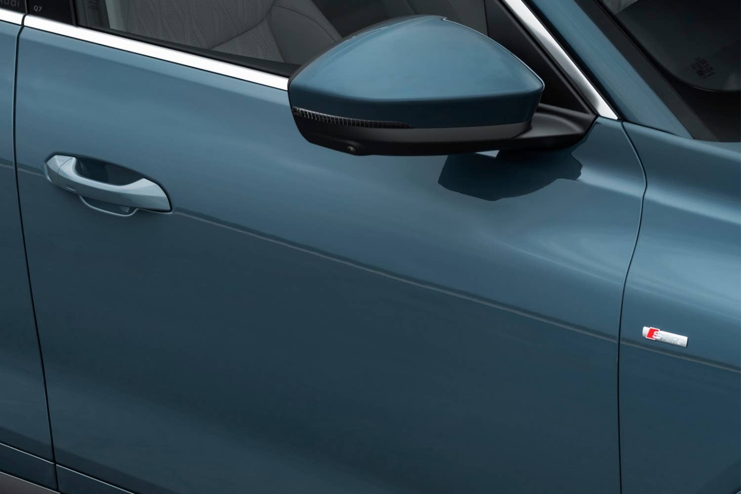 2027 Audi Q7 Teaser Shows First Signs Of Long-Awaited Redesign - Autoblog