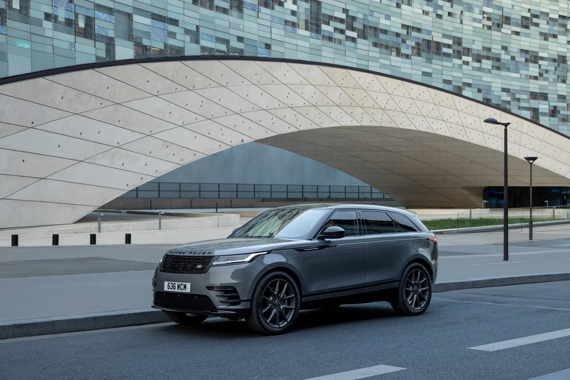 2025 Land Rover Range Rover Velar Review, Specs, Pricing, and Warranty ...