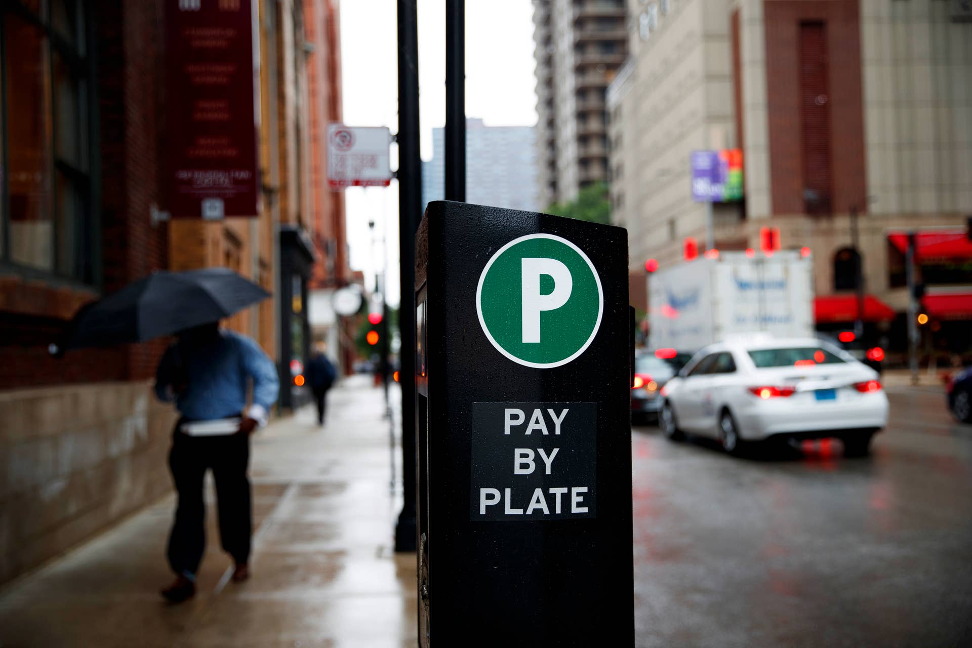 How Chicago’s Roads Became Tied To A Parking Meter Deal - Autoblog