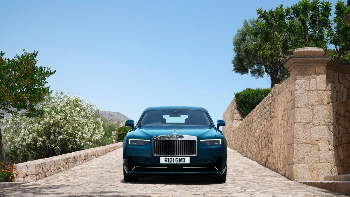 2025 Rolls-Royce Ghost Review, Specs, Pricing and Warranty - Autoblog