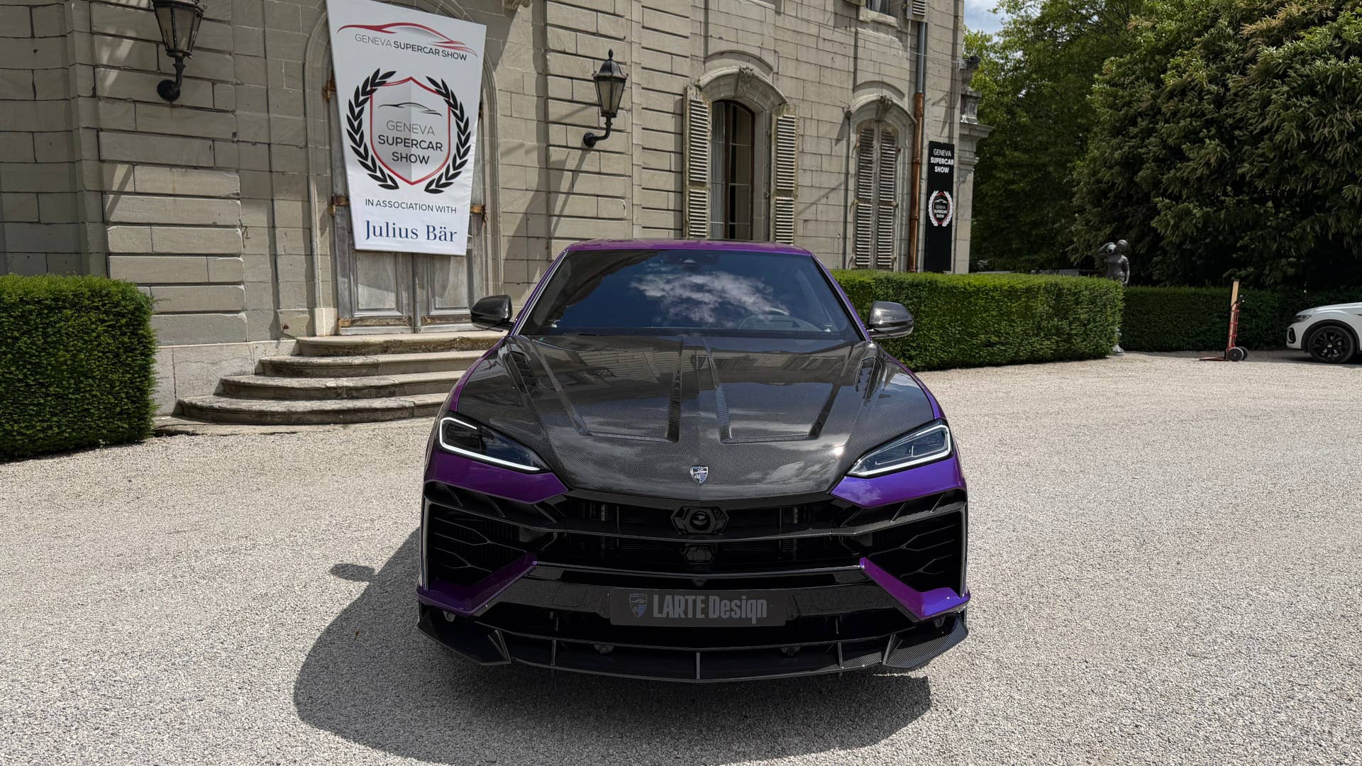 Lamborghini Urus SE Gets A Wild Carbon Fiber Makeover For Geneva ...