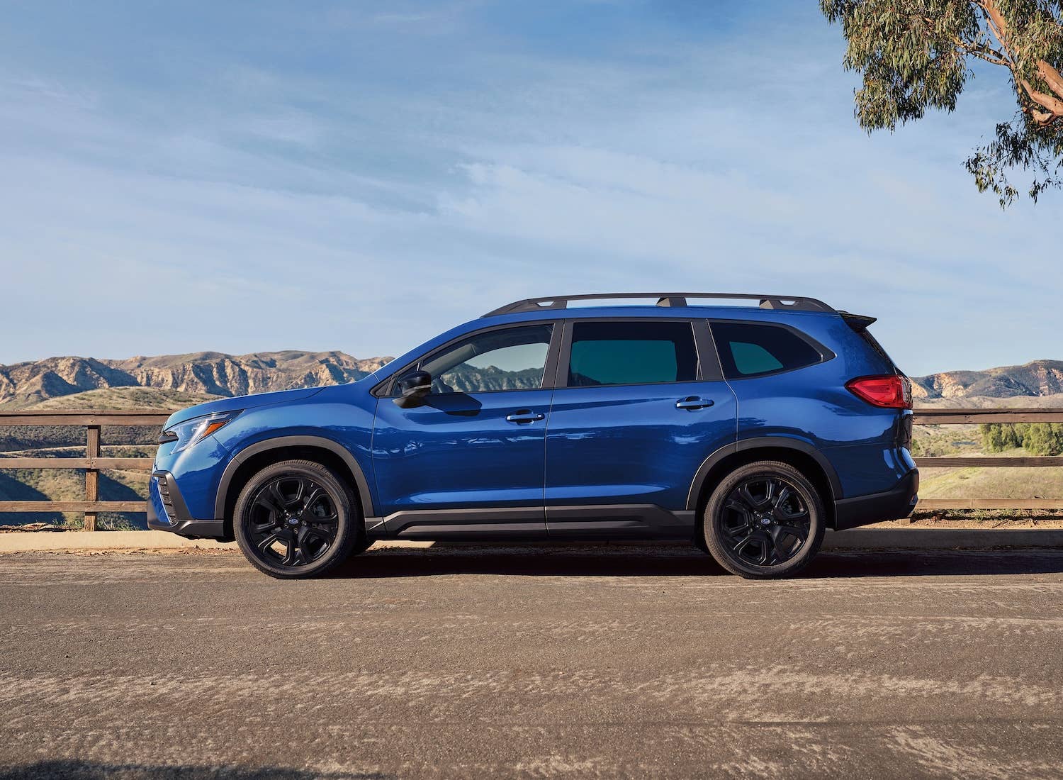 Subaru’s 2027 Ascent Gets A Price Hike Instead Of A Redesign - Autoblog