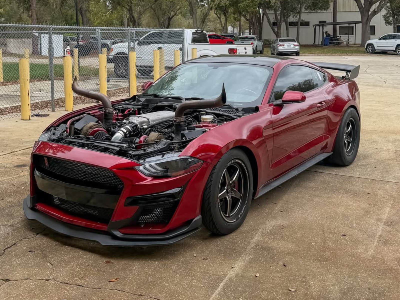 This 1,000-HP Twin-Turbo Ford Mustang Turns Its Engine Bay Into A ...