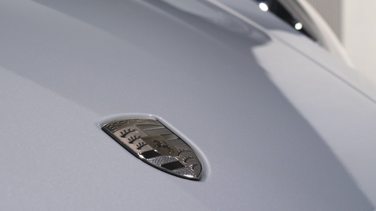 The Porsche 911 GT3 RS is about to get even more extreme, and purists ...