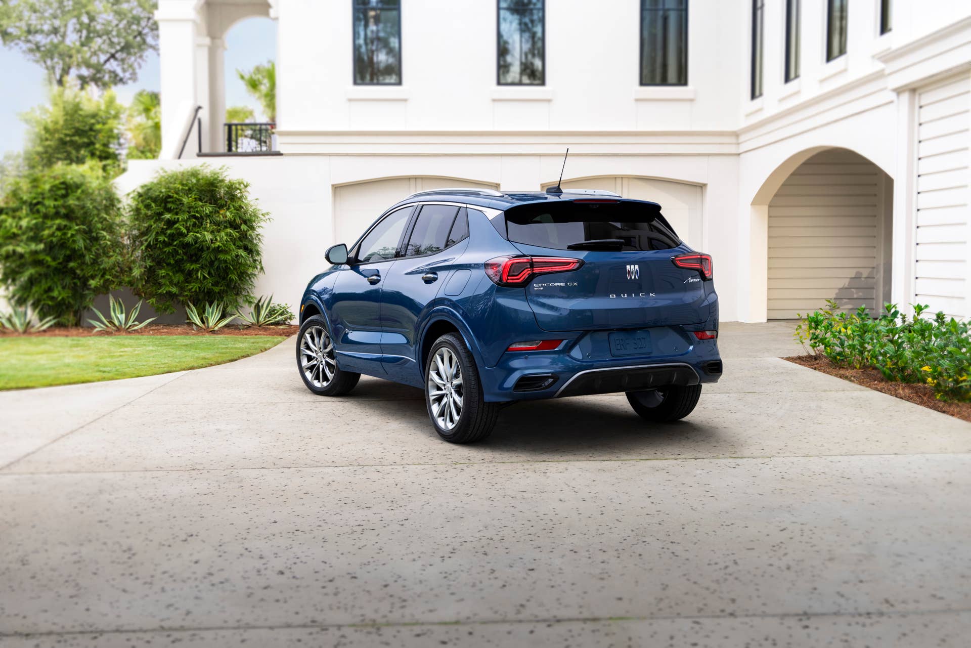 2025 Buick Encore GX Review, Specs, Pricing, and Warranty - Autoblog