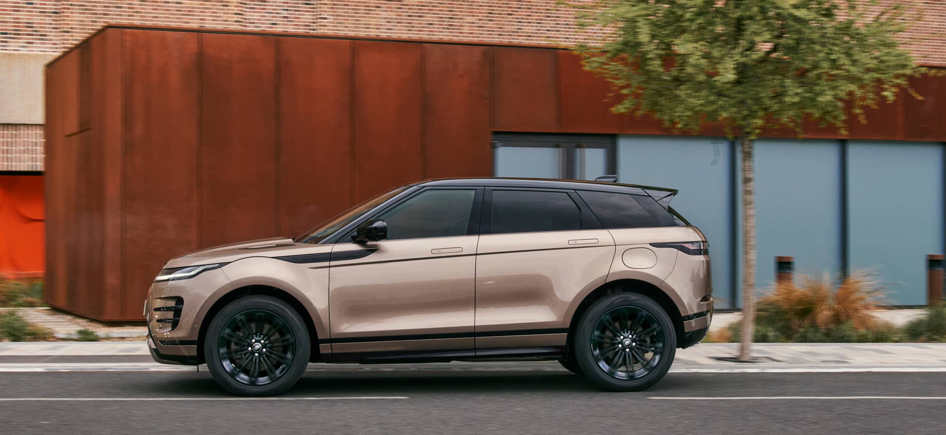 2025 Land Rover Range Rover Evoque Review, Specs, Pricing, and Warranty ...