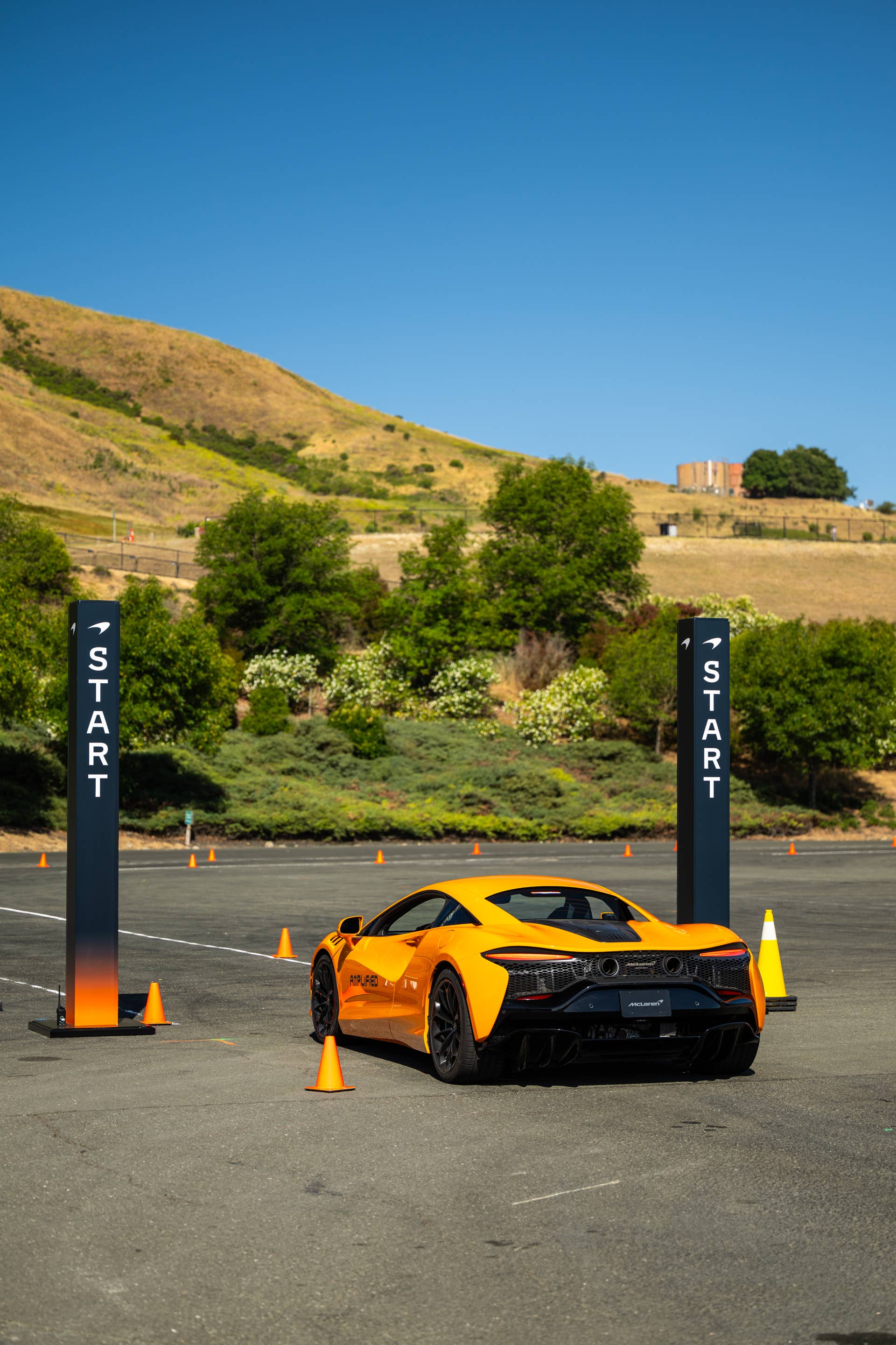 McLaren Put Owners On One Of America's Most Demanding Circuits & I ...