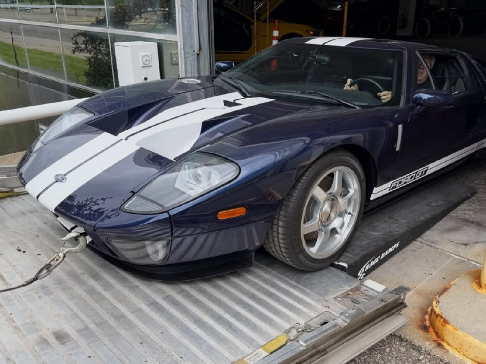 This Ford GT Lost Its Heritage Livery To Regain Its Prototype History ...