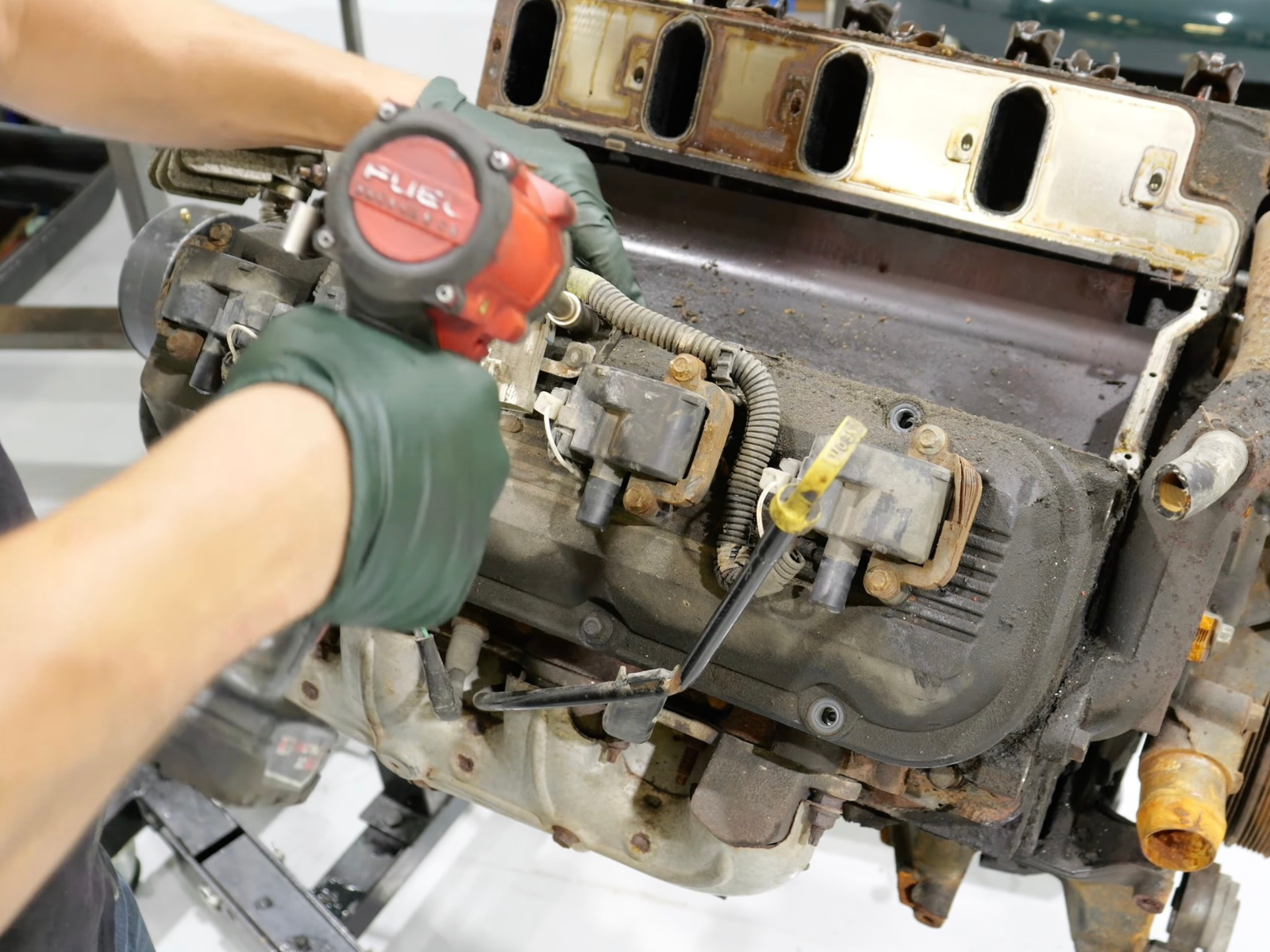 Chevy’s Biggest Production V8 Had One Weakness This Teardown Couldn’t ...