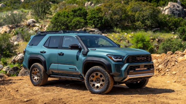 Toyota’s 4Runner TRD Surf Concept takes SEMA to the beach - Autoblog