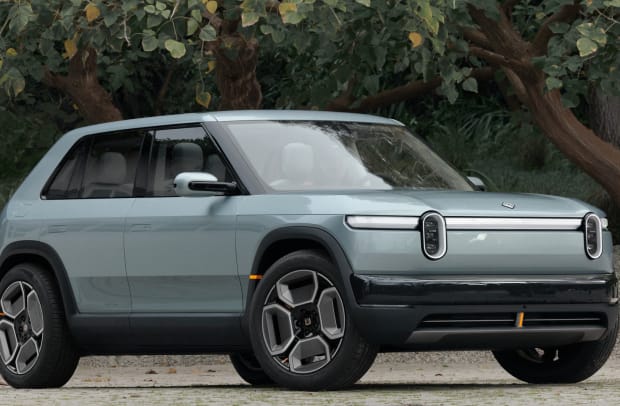 Rivian reveals R3, R3X electric SUVs as surprise siblings to R2 - Autoblog