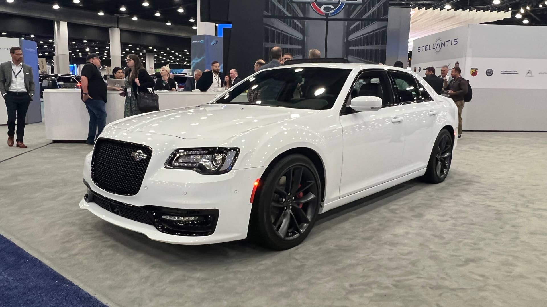 Chrysler 300C returns for 2023 with SRT power and more - Autoblog