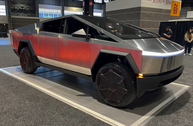 Tesla Cybertruck First Look: Exterior and Interior Review - Autoblog