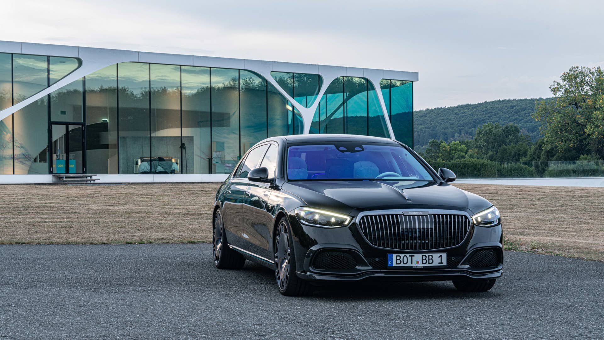 Brabus 600 Masterpiece takes the Mercedes S-Class to new heights - Autoblog