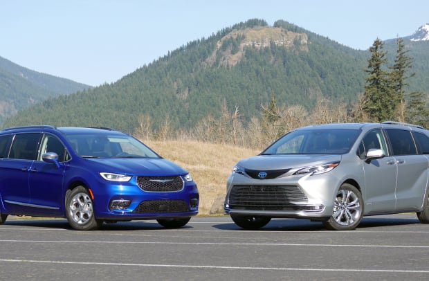 2023 Chrysler Pacifica Review: Hybrid is still the one to get, but it's ...