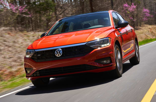 2019 Volkswagen Jetta R-Line Drivers' Notes Review | Finding that old ...