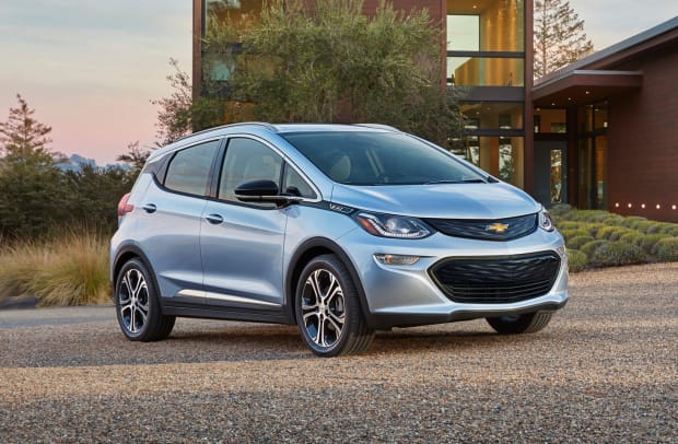 Some early Chevy Bolt EVs could have battery issues - Autoblog