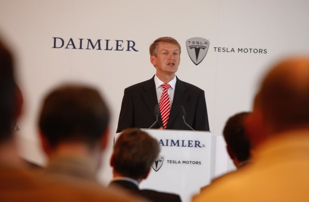Daimler hedges Tesla investment in preparation for future projects Autoblog