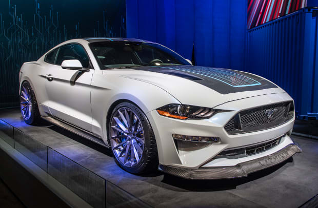 Mustang lithium store