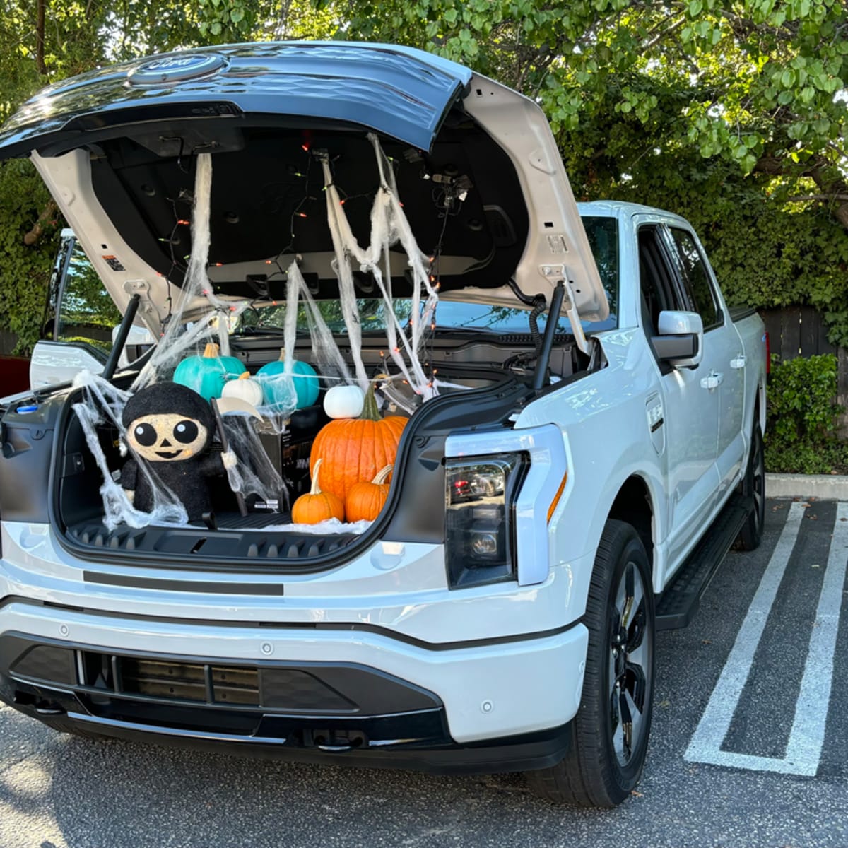 Frunk or treat Finding new ways to appreciate the Ford Lightning Autoblog