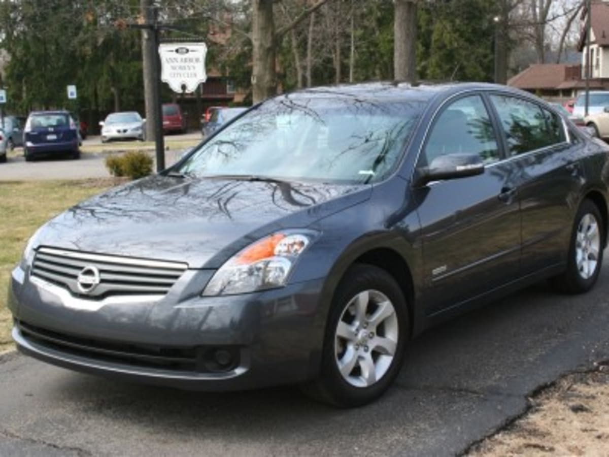 2007 nissan altima hybrid store