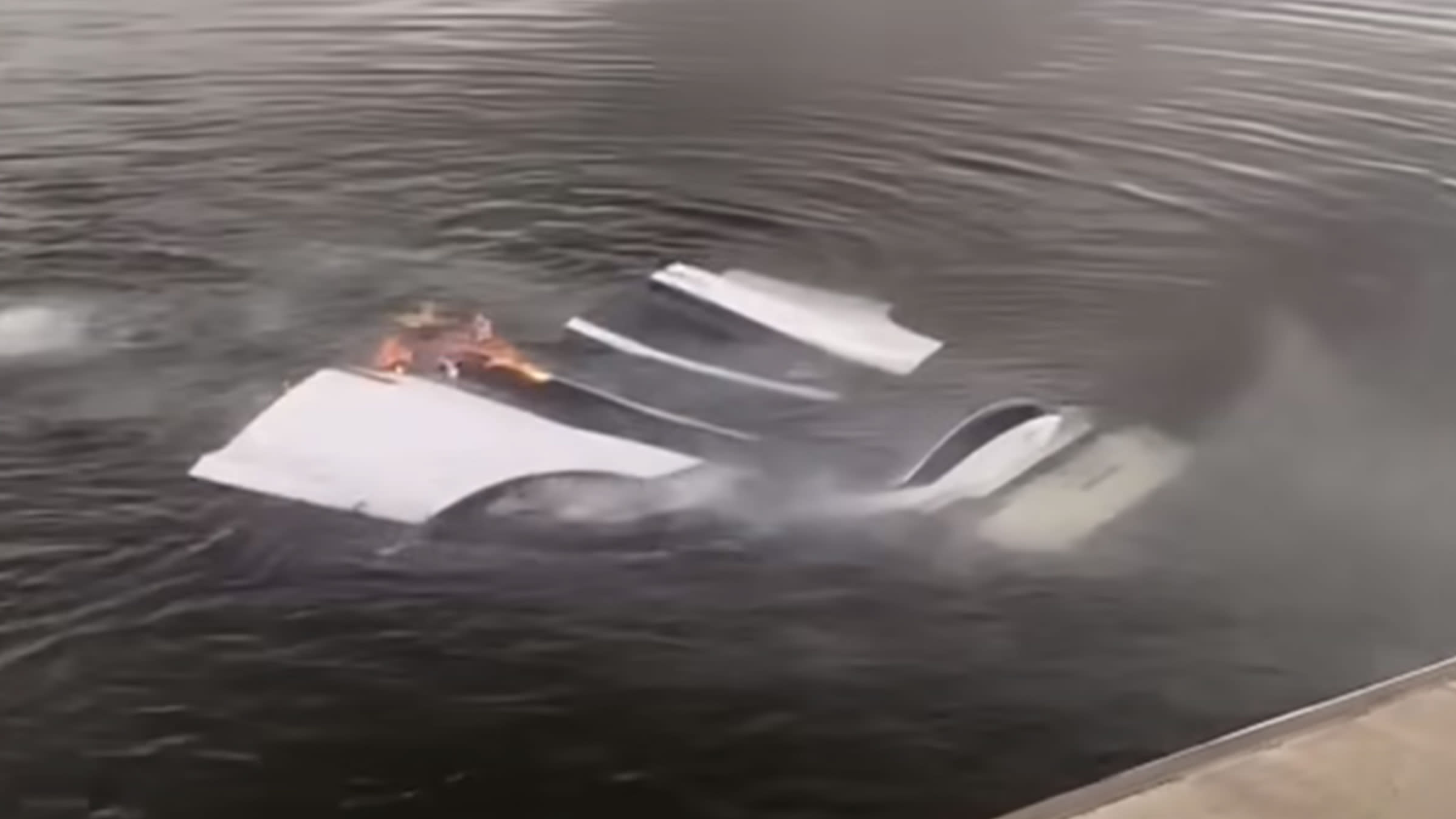 Watch as submerged Tesla Model X at Florida boat ramp burns underwater